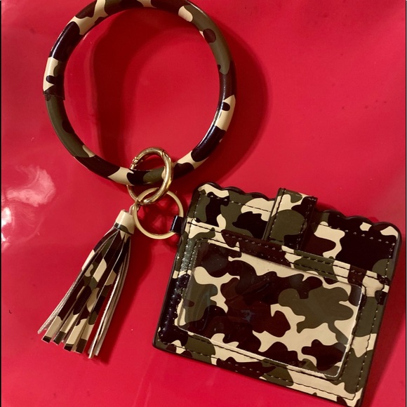Accessories | Nwotcamo Key Wristlet And Id Cc Holder | Poshmark